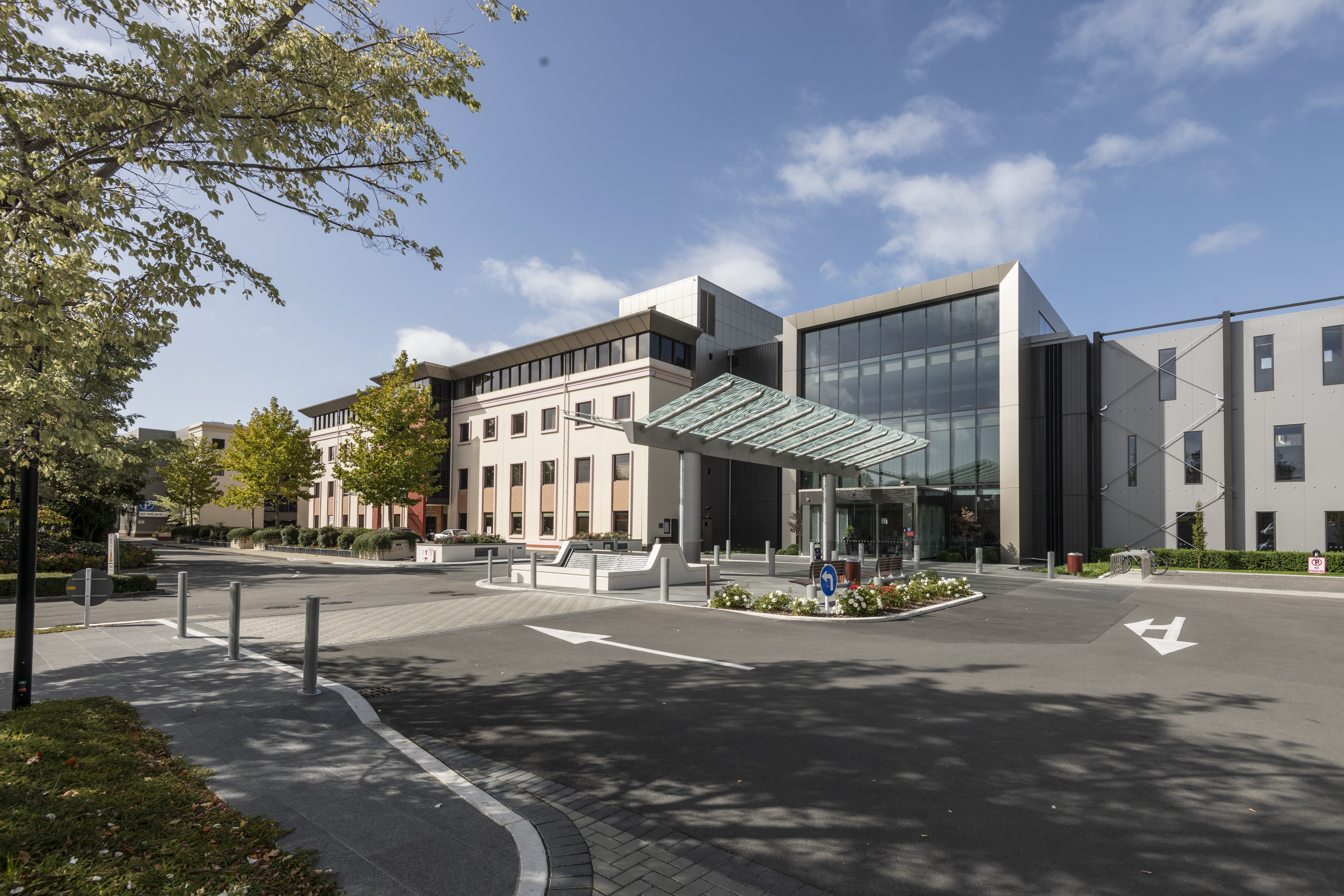 Our Facilities | St George's Hospital